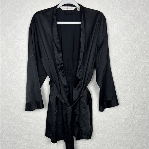 Victoria's Secret | Intimates & Sleepwear | Victorias Secret Satin Robe ...
